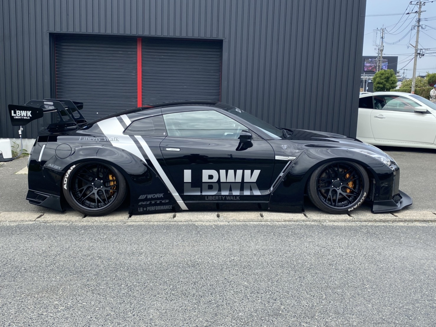 NISSAN GT-R Premium Editon LB-WORKS | エースフィールド